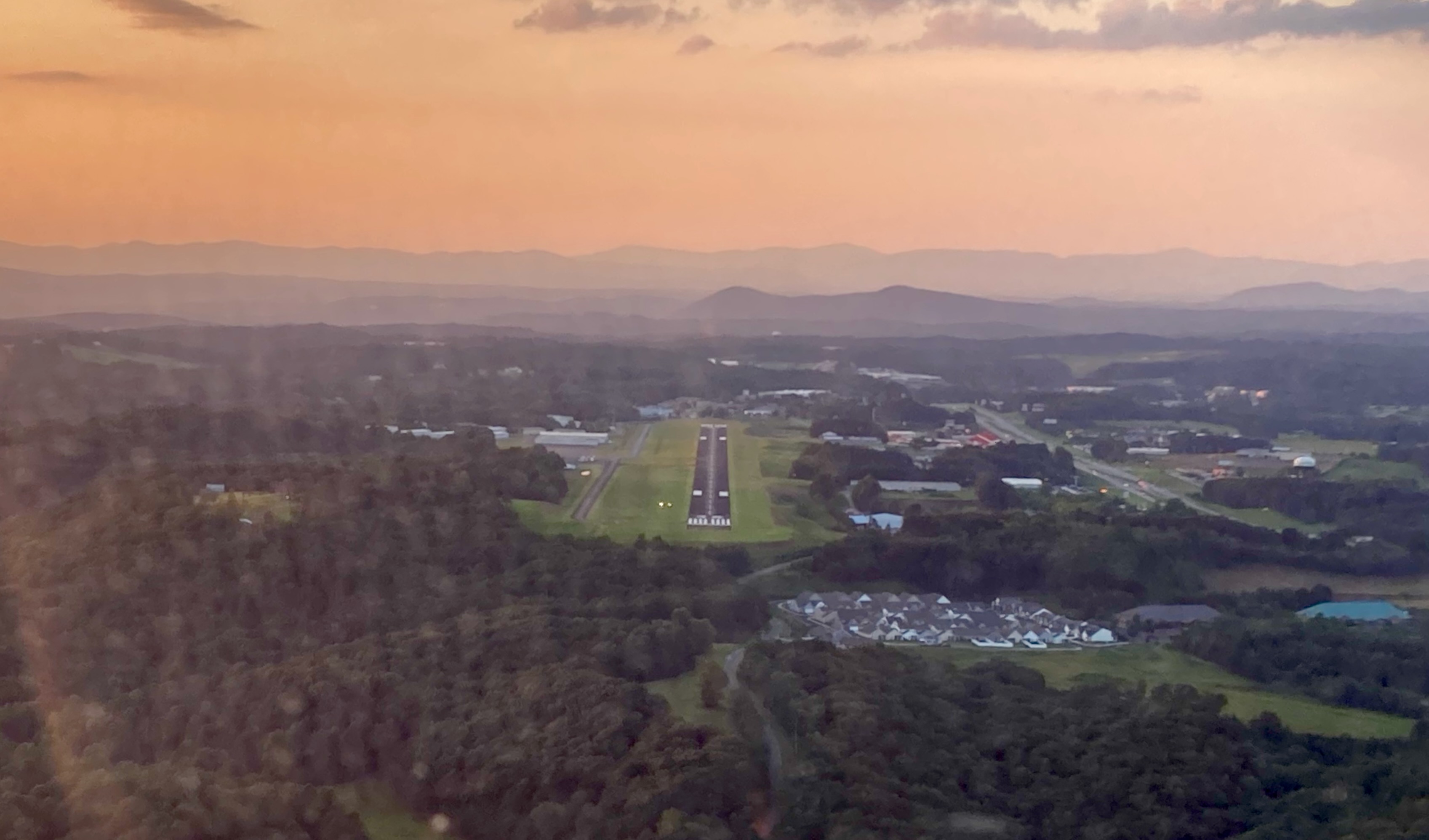 KJZP Jasper Final Rwy34 @ sunset | SkyVector